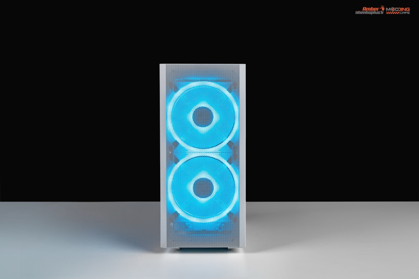 The Meshditerranean - Meshlicious Case x CM V850 SFX White ...